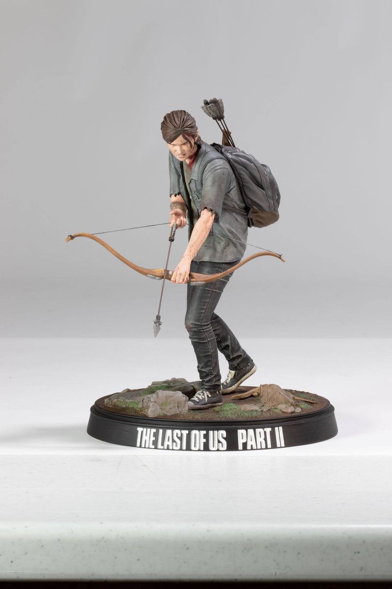 Dark Horse Comics Ellie with Bow - The Last of Us Part II - Collectibl ...